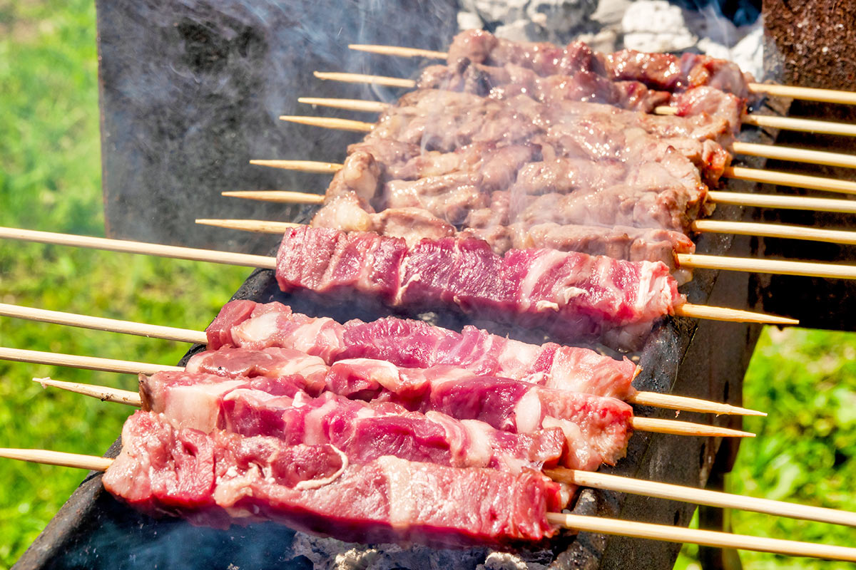 Arrosticini abruzzesi; Il fiore all’occhiello della tradizione!